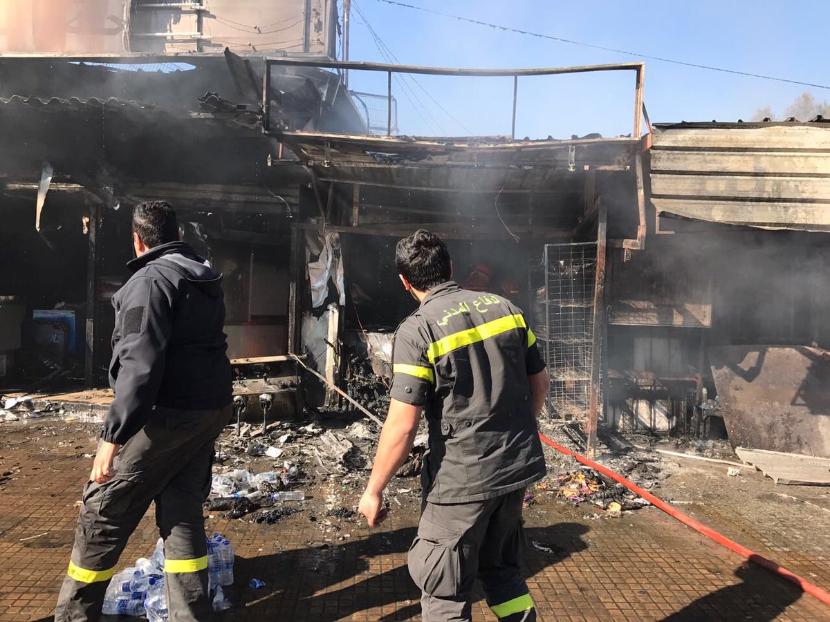 [PHOTOS] Civil Defense extinguishes huge fire in Beirut - Lebanon News