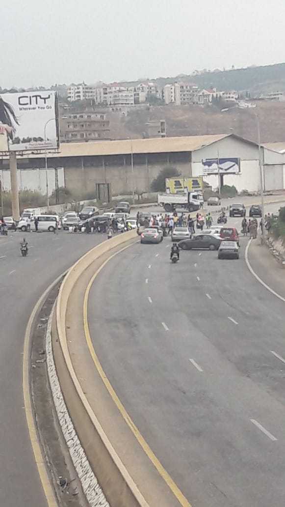 Tripoli highway cut off in both directions (Photos) - Lebanon News