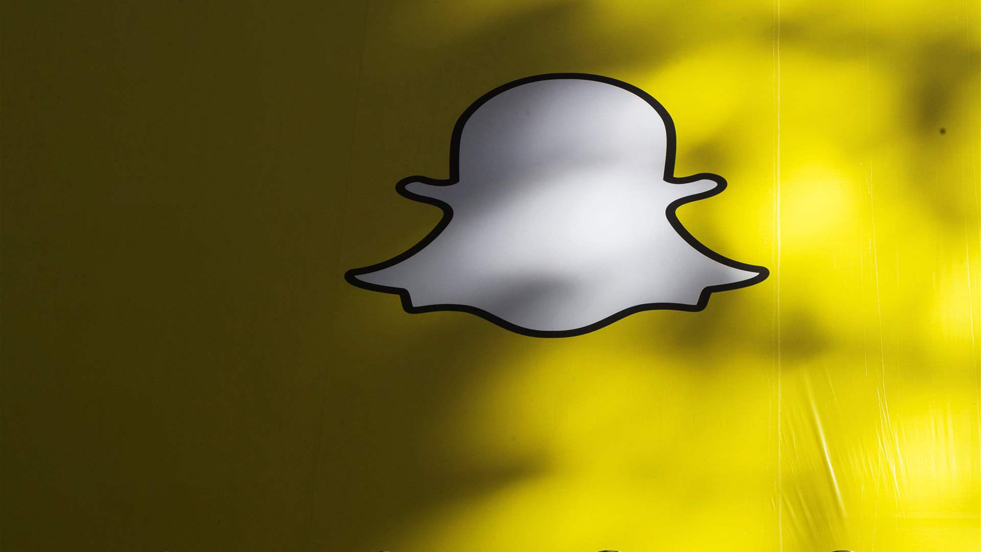 Snapchat adds new teen safety features, cracks down on age ...