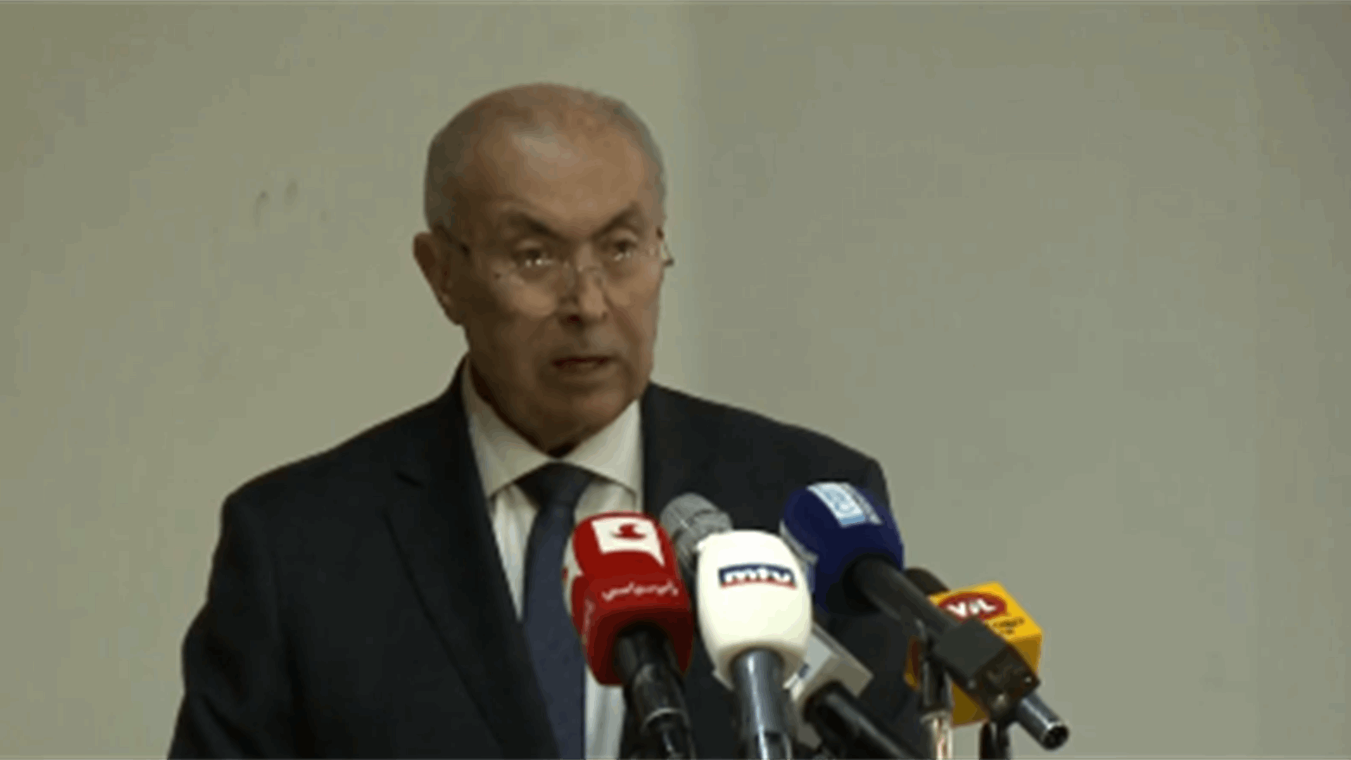 Economic stability for political harmony: Makhzoumis insights on ...