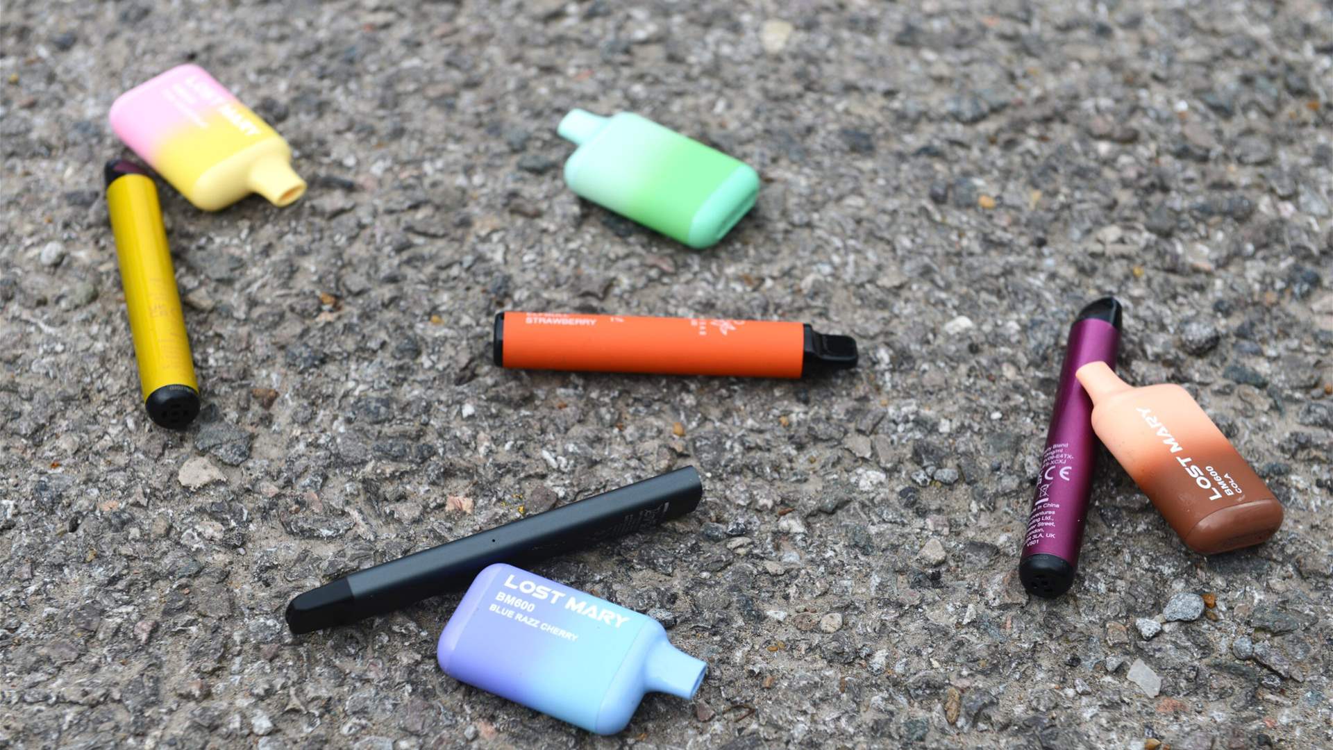 UK government to ban disposable vapes - Lebanon News