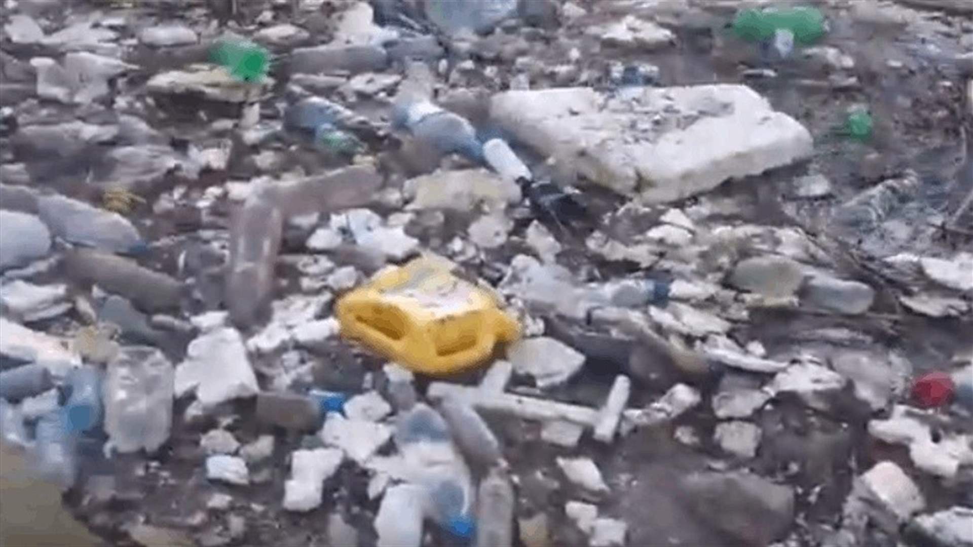 Solid waste dumped in Litani River reaches al Qaraoun Lake (Video ...