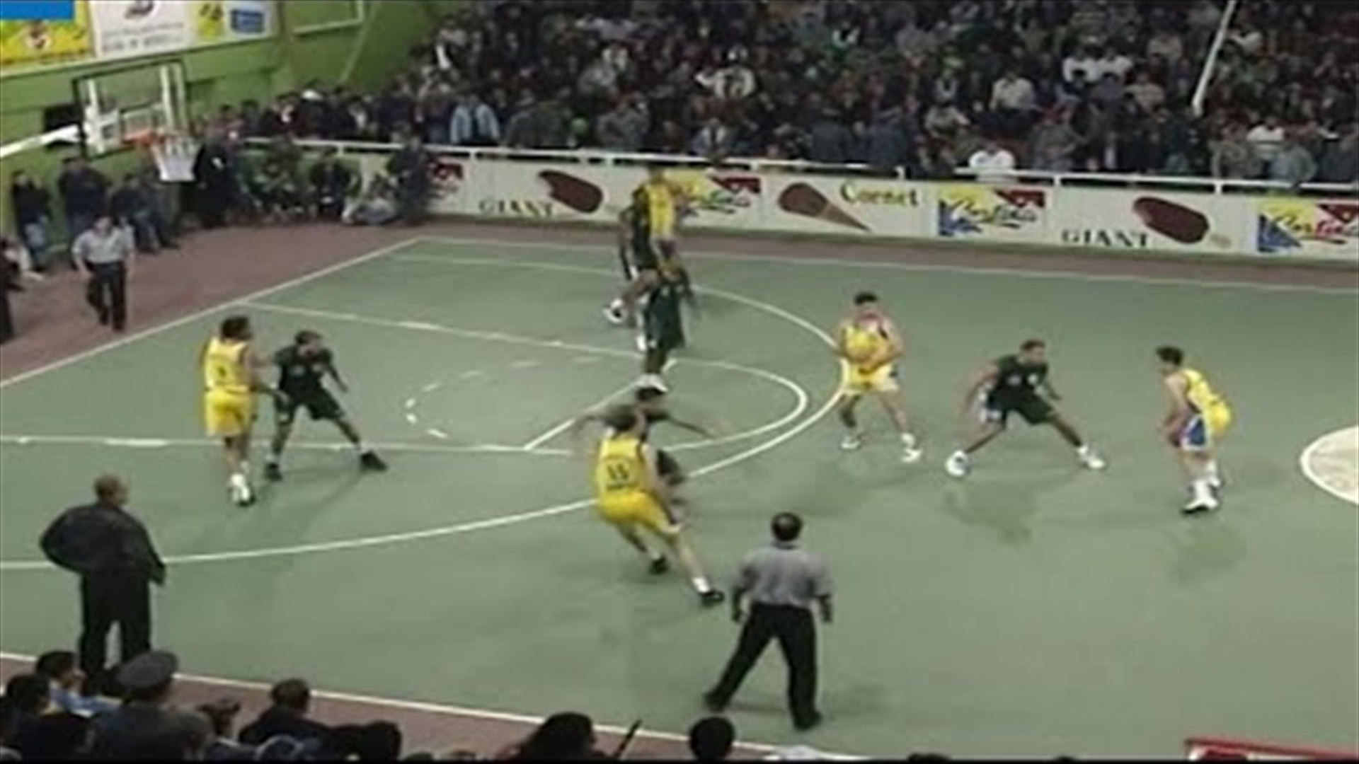 Lebanese Basketball Championship 1997 - RG Riyadi vs Sagesse ...